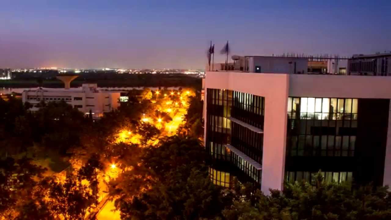 BIOTEC NSTDA Timelapse Day to Night - YouTube