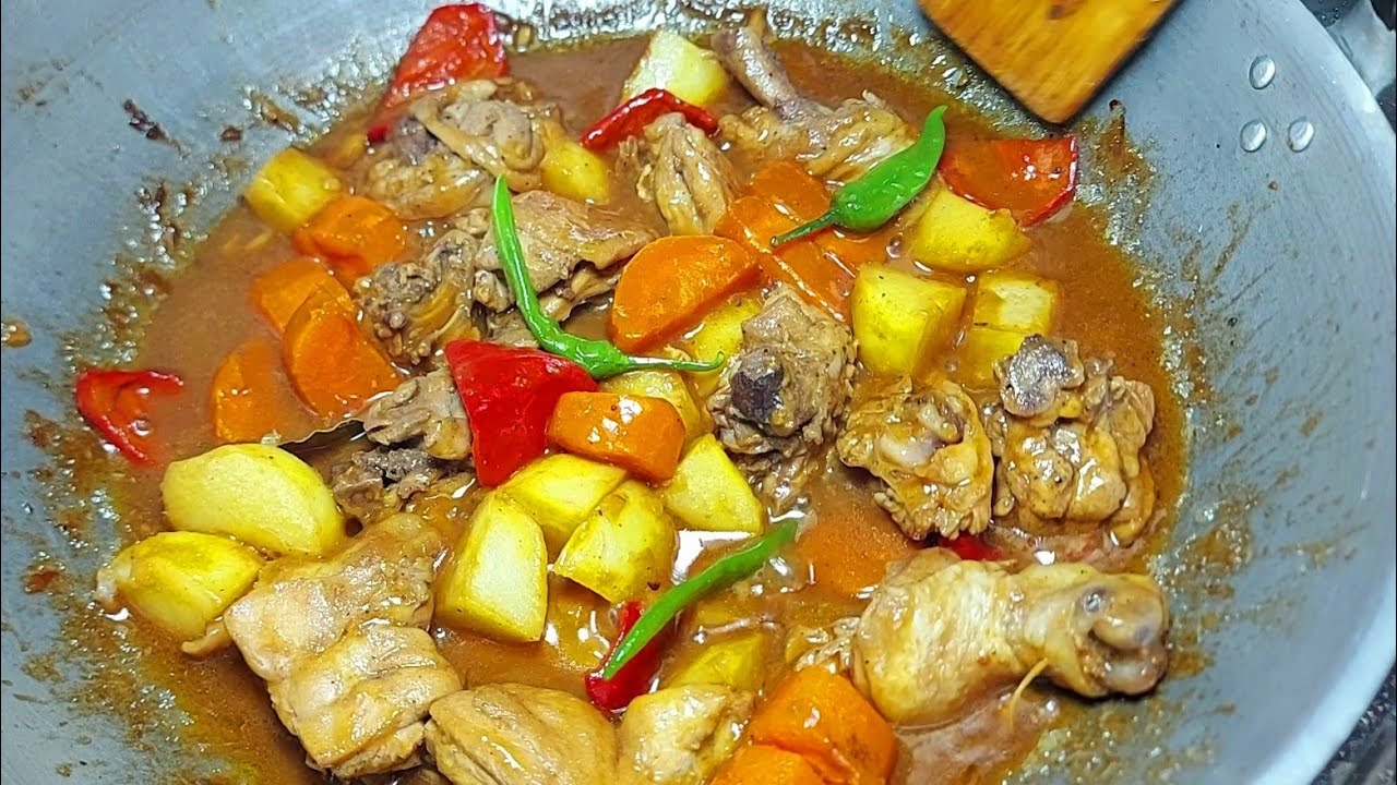 Isa sa mga madaling luto ng manok | CHICKEN AFRITADA - YouTube