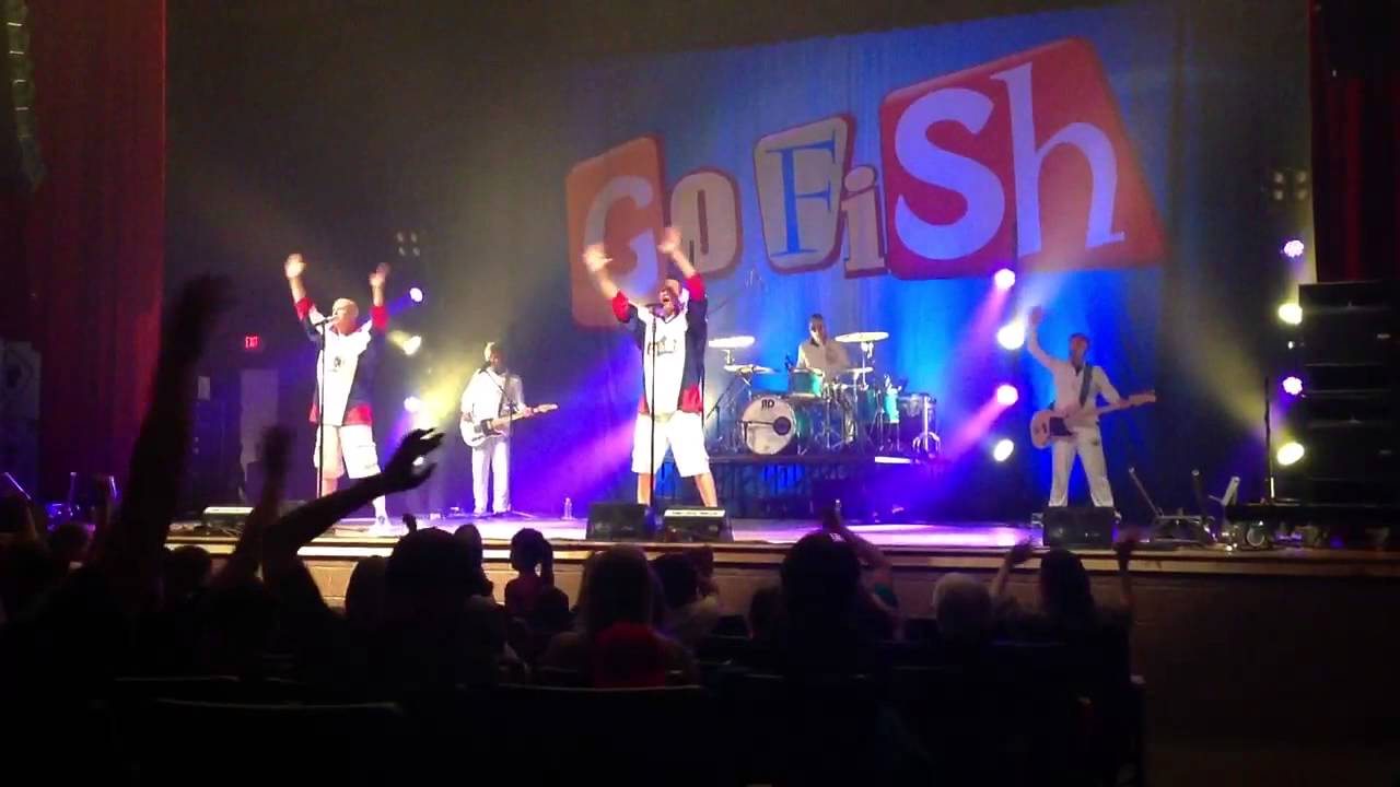 Go Fish Guys sings Praise Your Name - YouTube