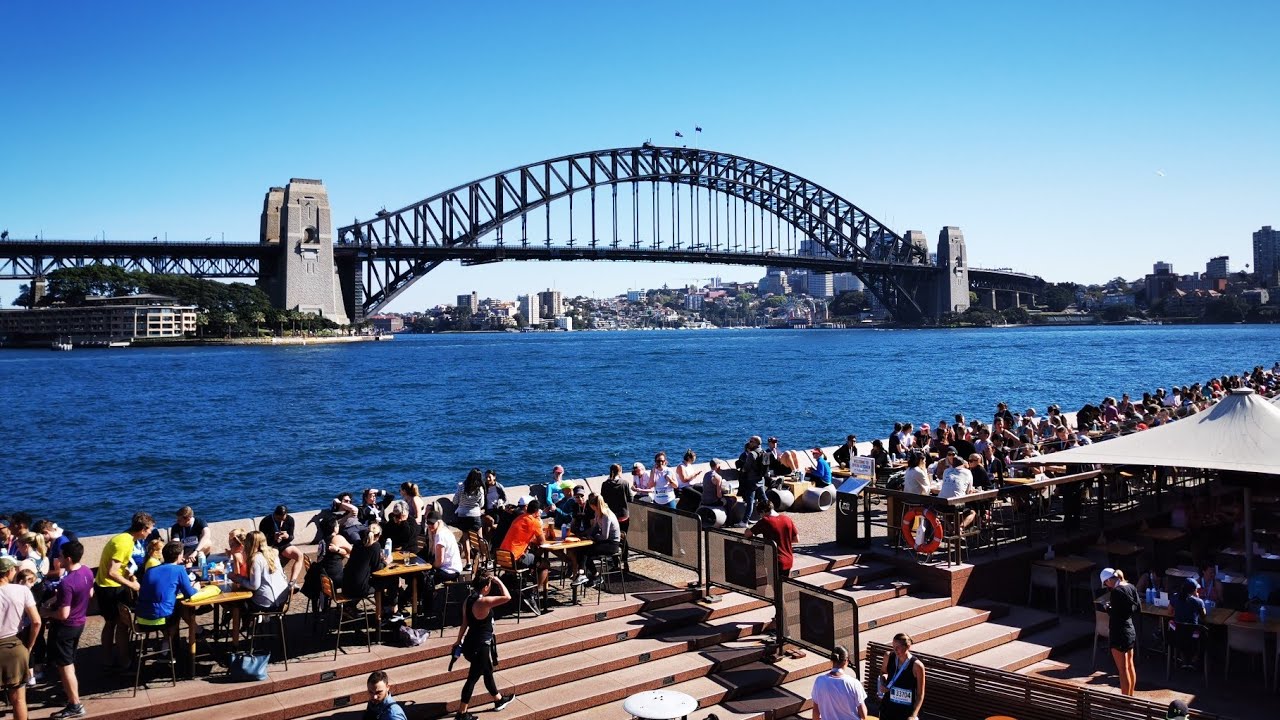 Sydney Harbour Bridge, jogging across. Blackmores 10km fun run event ...