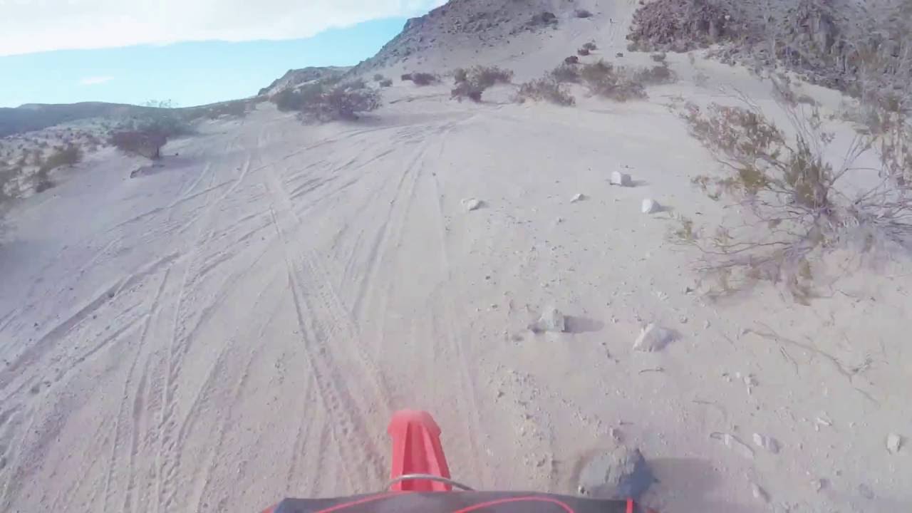 King of hammers hill climb in Johnson valley - YouTube