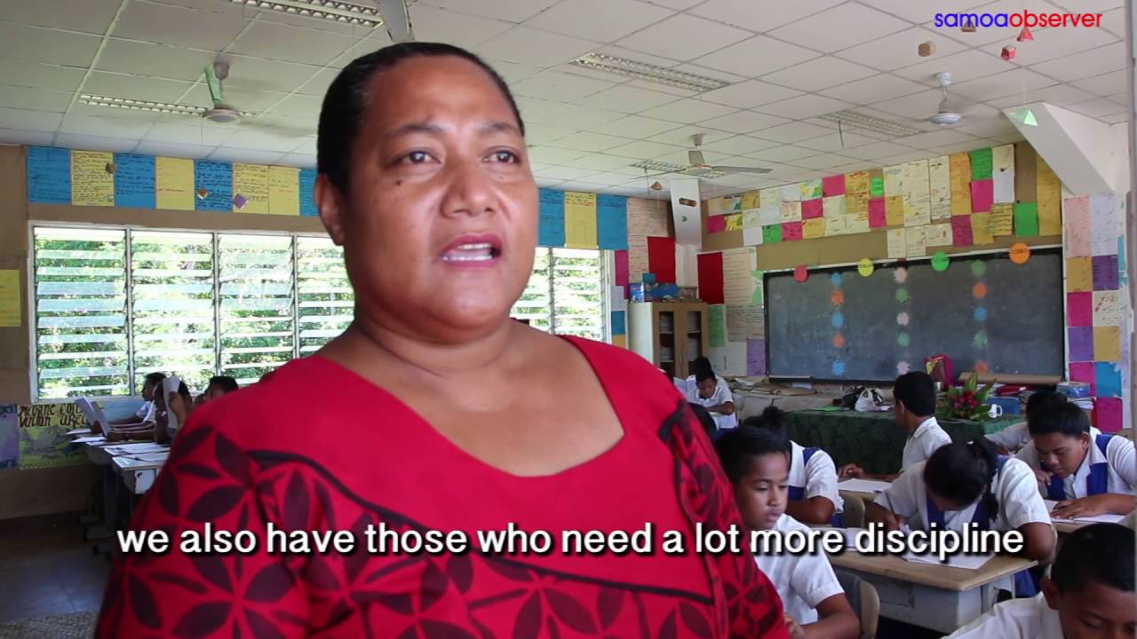 Samoa honours her teachers - YouTube