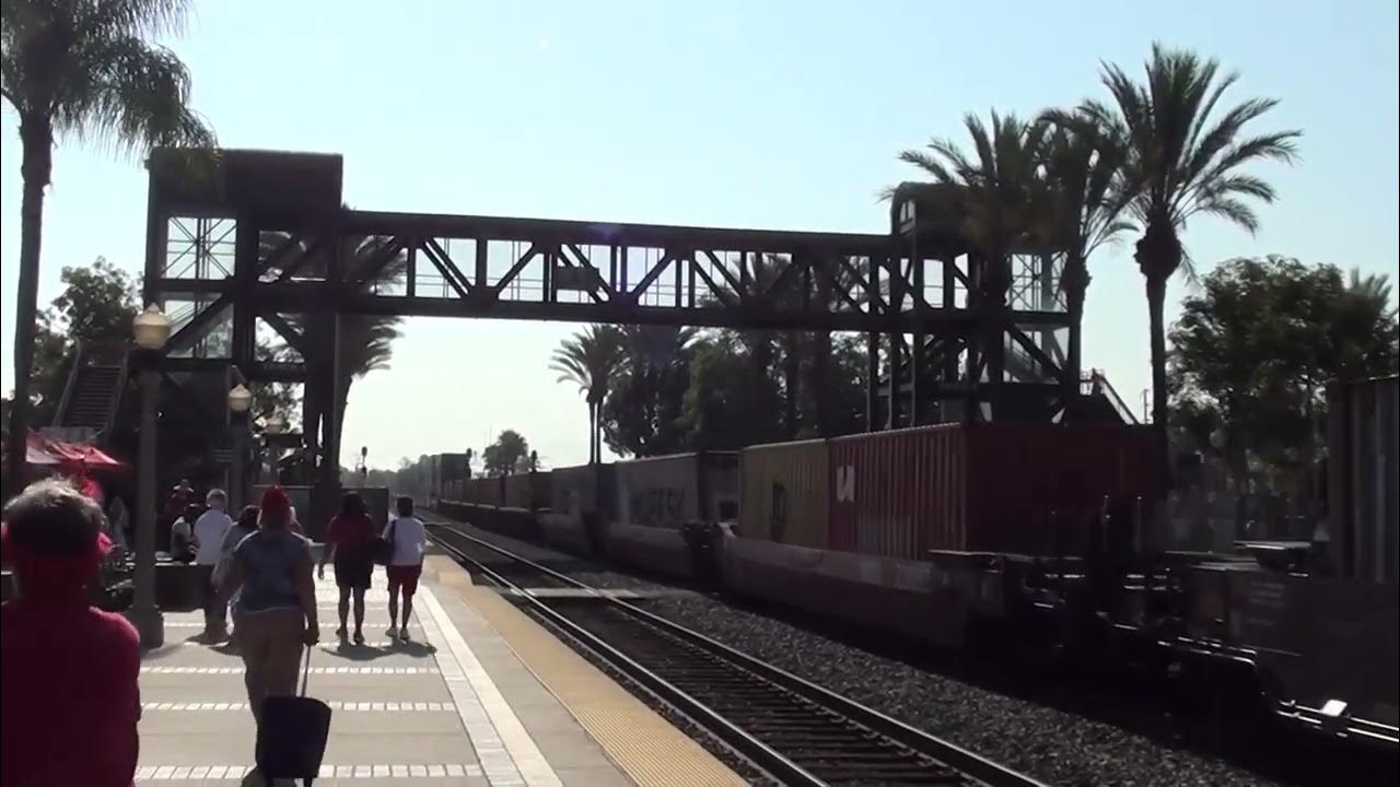 BNSF 7996 Leads a Big BNSF S-Train West through Fullerton, CA 7/15/2017 - YouTube
