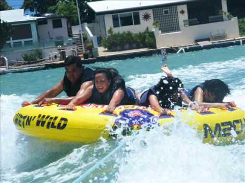 Hawaii Bumper Tube Ride - YouTube