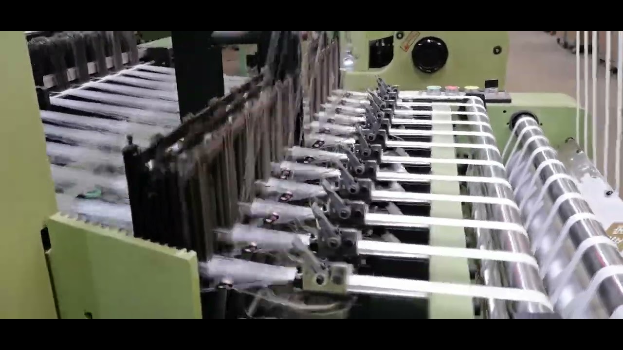 Yitai high speed zipper tape needle loom 14/20 nylon zipper - YouTube