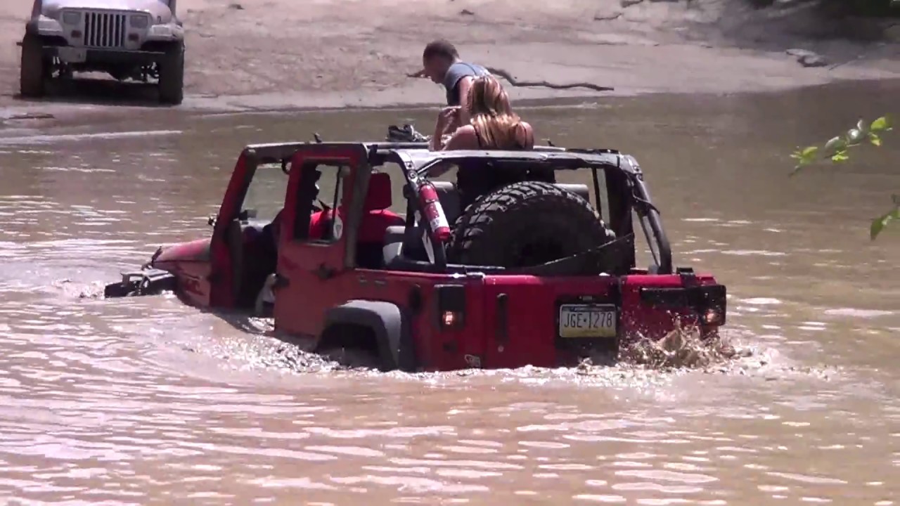 Off road Extreme 4x4 Serious Mudding Compilation - YouTube