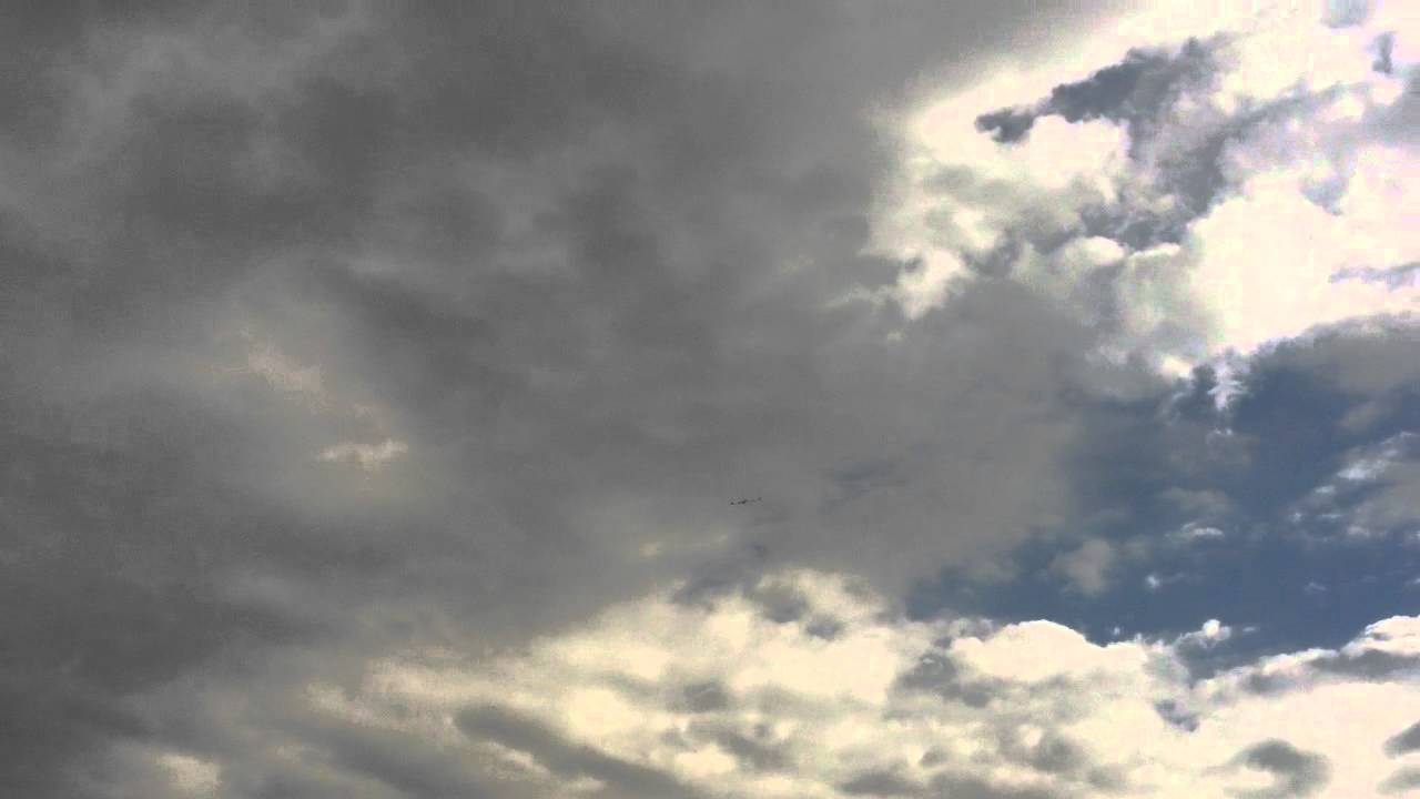 First flight of homemade coroplast flying wing - Poreč, Žatika - YouTube