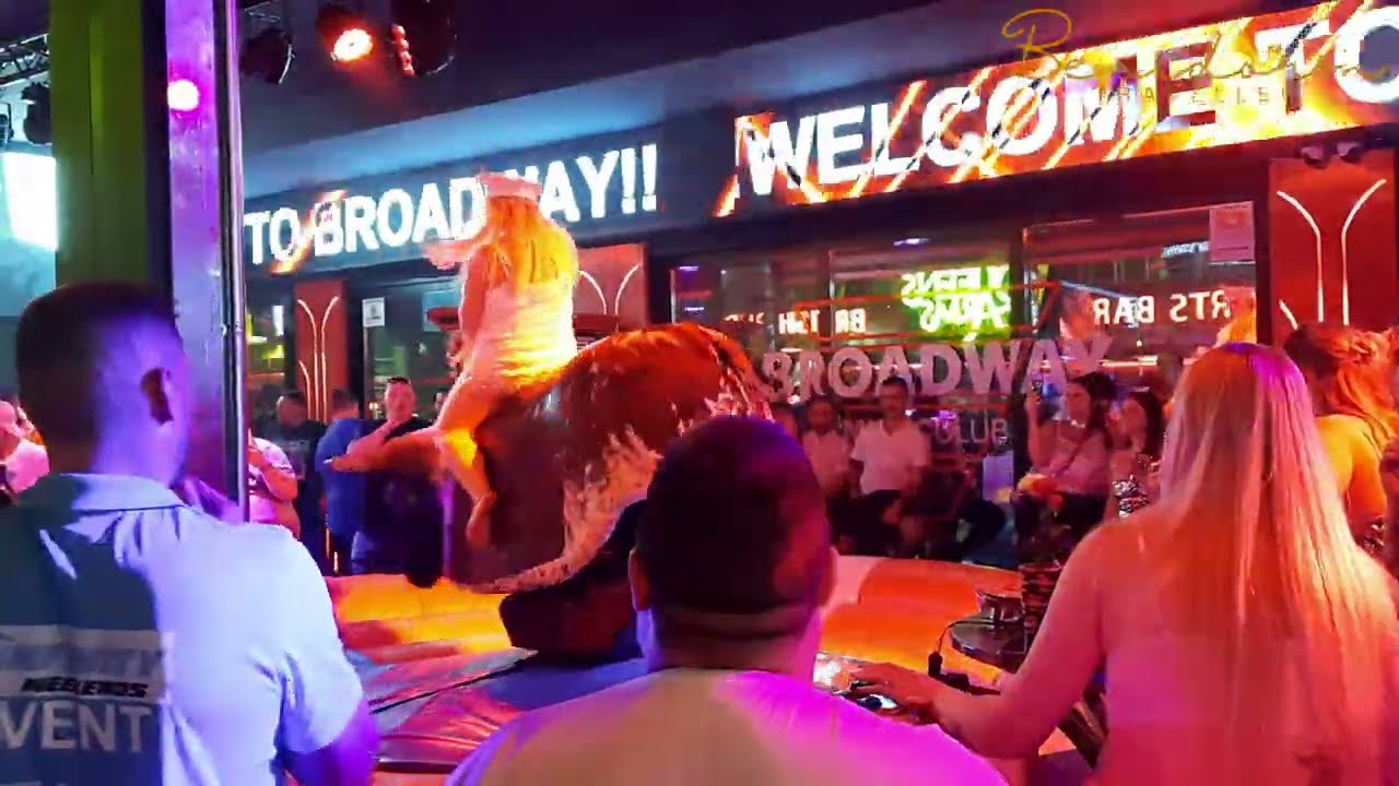 😲Girl in Beautiful Dress Riding on a Bull in Benidorm | Epic Fail ...