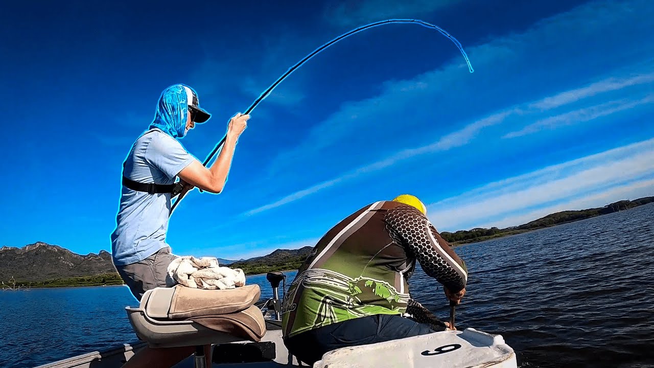 Stumbling Across the GOLDEN HOLE! | Lake El Salto, Mexico Bass Fishing ...