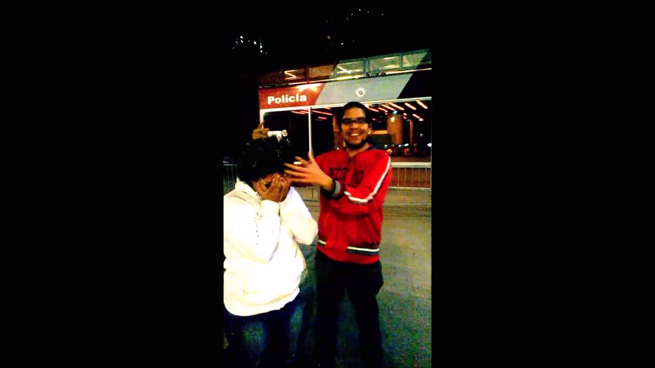 Hipnose na Praça Roosevelt "Eu vi o Richard Denner" - YouTube