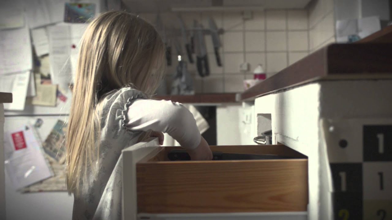 Blue Cross Denmark - Alcohol affects those around you - YouTube