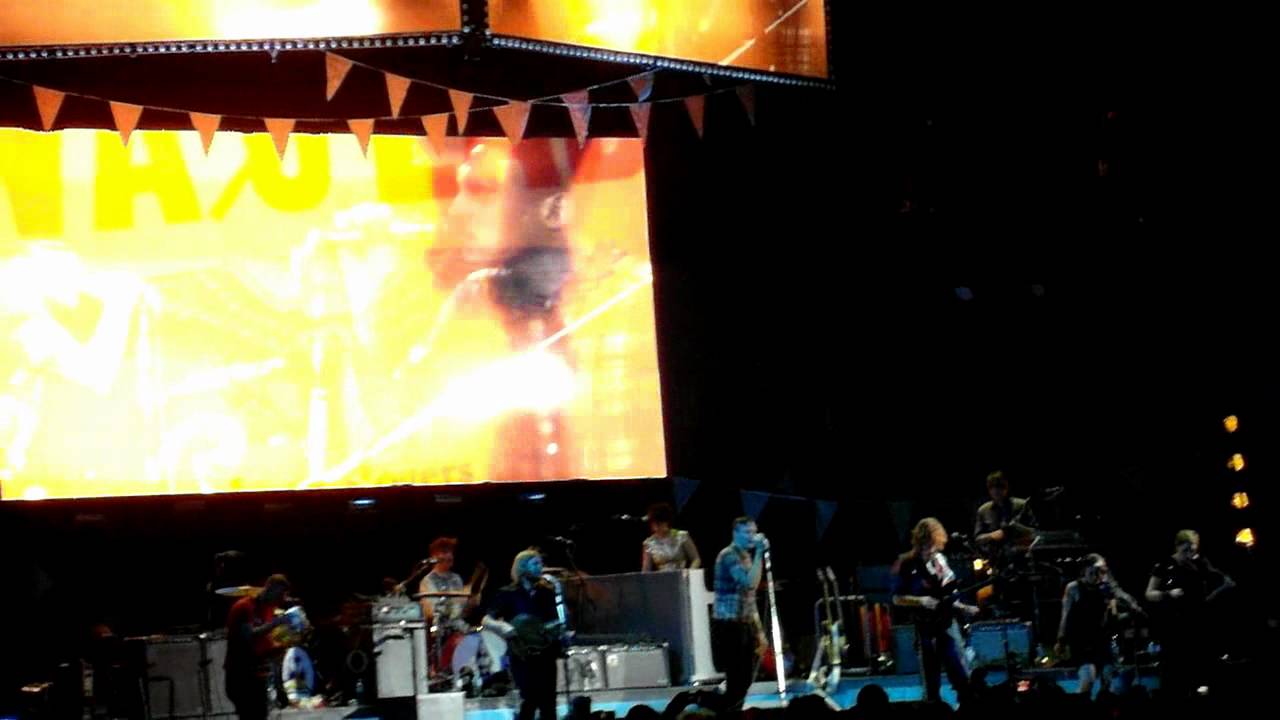Arcade Fire "We Used to Wait" Torwar 2011-06-24 - YouTube Music
