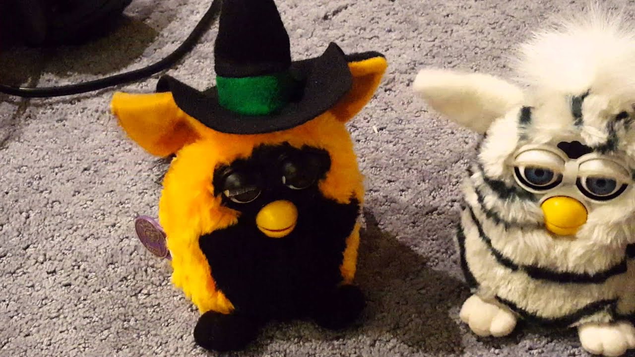 Furbies Dancing - YouTube