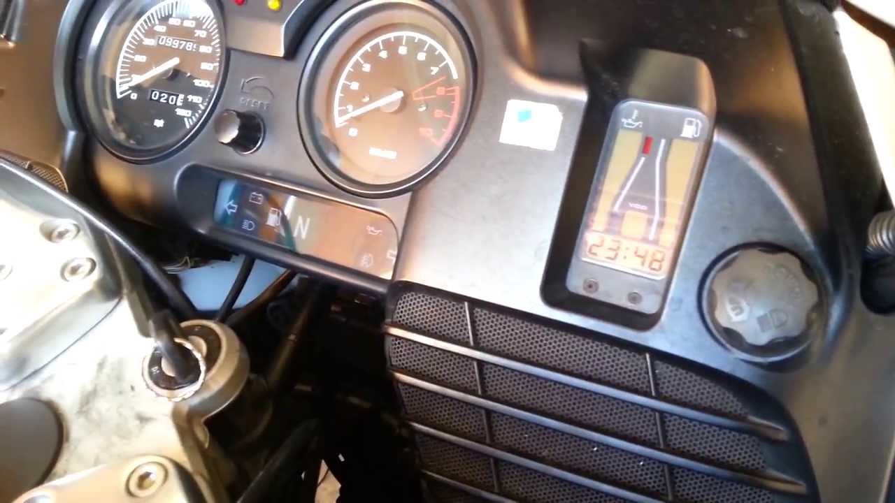 R1150 Clock - YouTube