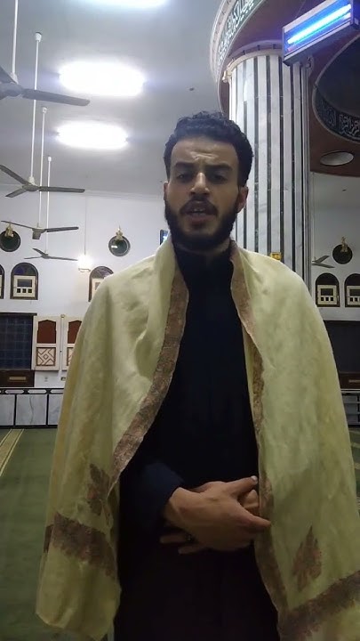 وَضَرَبَ ٱللَّهُ مَثَلٗا لِّلَّذِينَ ءَامَنُواْ ٱمۡرَأَتَ فِرۡعَوۡنَ