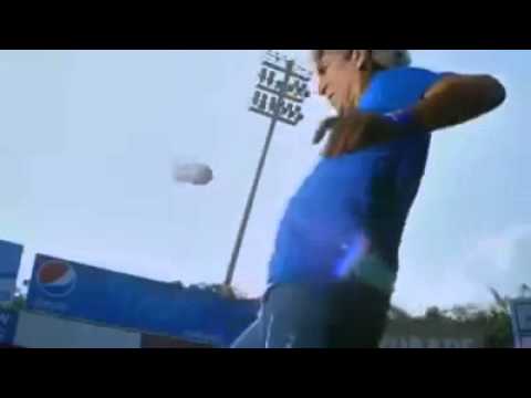 Comercial de pepsi- messi  y mágico gonzalez