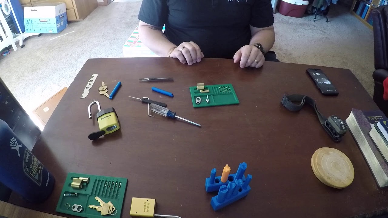 |1| Master Lock 911 Picked and Gutted - YouTube