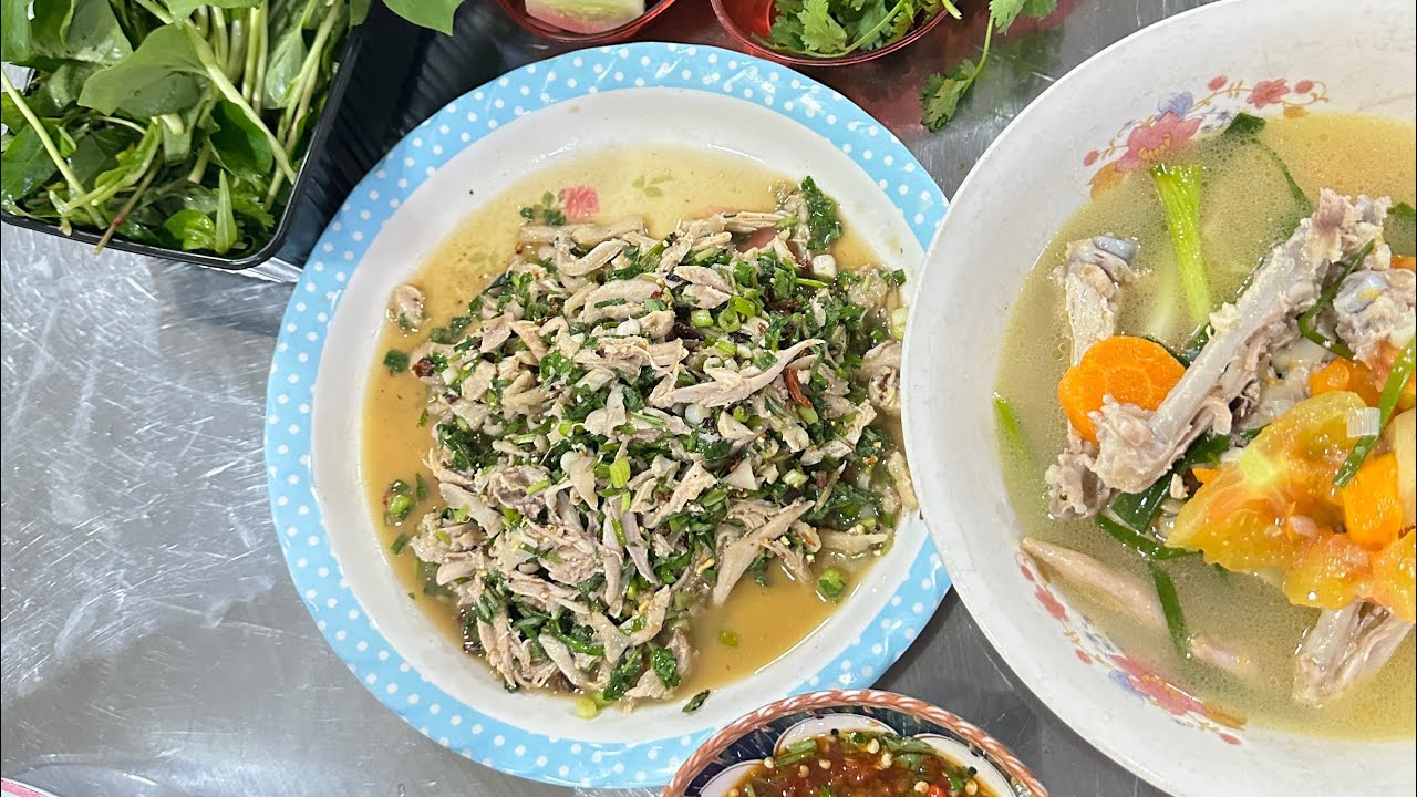 ໂຄເລ່ ໂຄເລ່ ຊົ້ວໄກ່ແຊັບໆ Lao food - YouTube