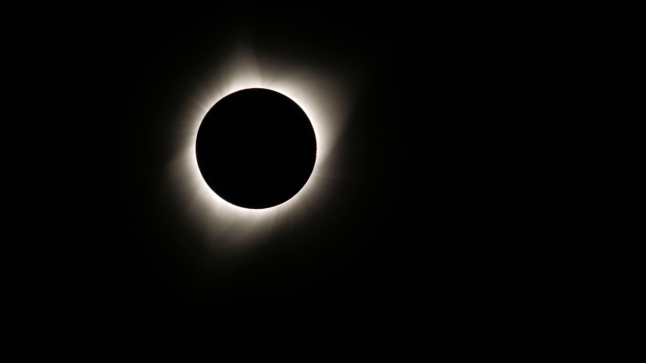 Solar Eclipse 2017 in 4K - YouTube