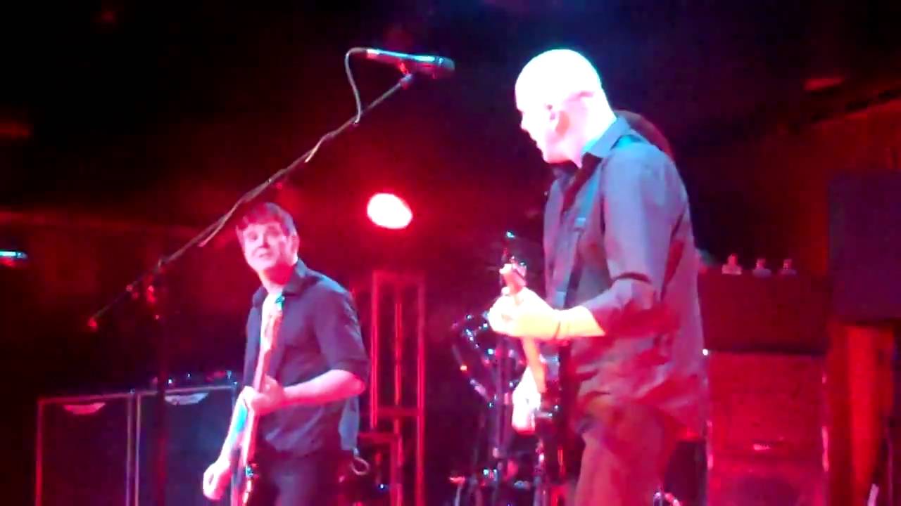 Stranglers - Two Sunspots - Leicester 13/03/2011 - YouTube