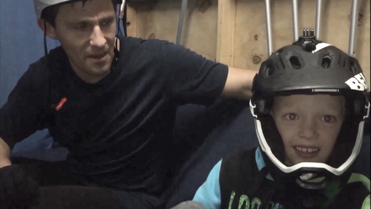 Lil Pros Tour Australia - World's Youngest 360 - 6 Year Old Jake Riddle ...