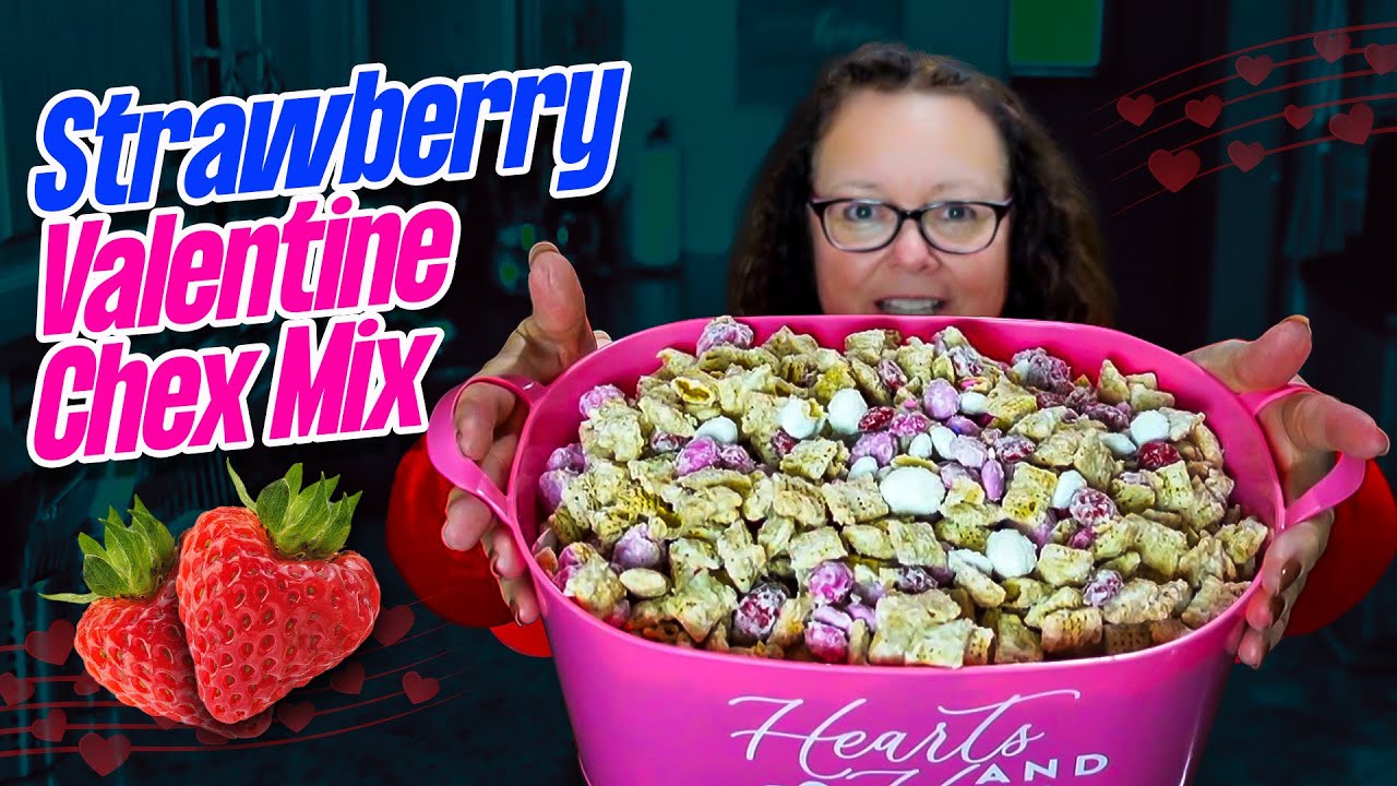 How to Make Strawberry Valentine Chex Mix – A Valentine Treat Your ...