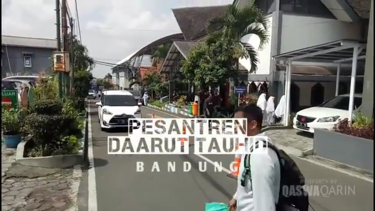 Wisata Religi Daarut Tauhid Bandung - YouTube