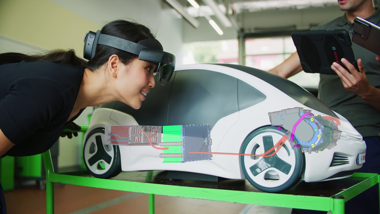 EN | Bosch Augmented Reality in use with Microsoft HoloLens 2 - YouTube