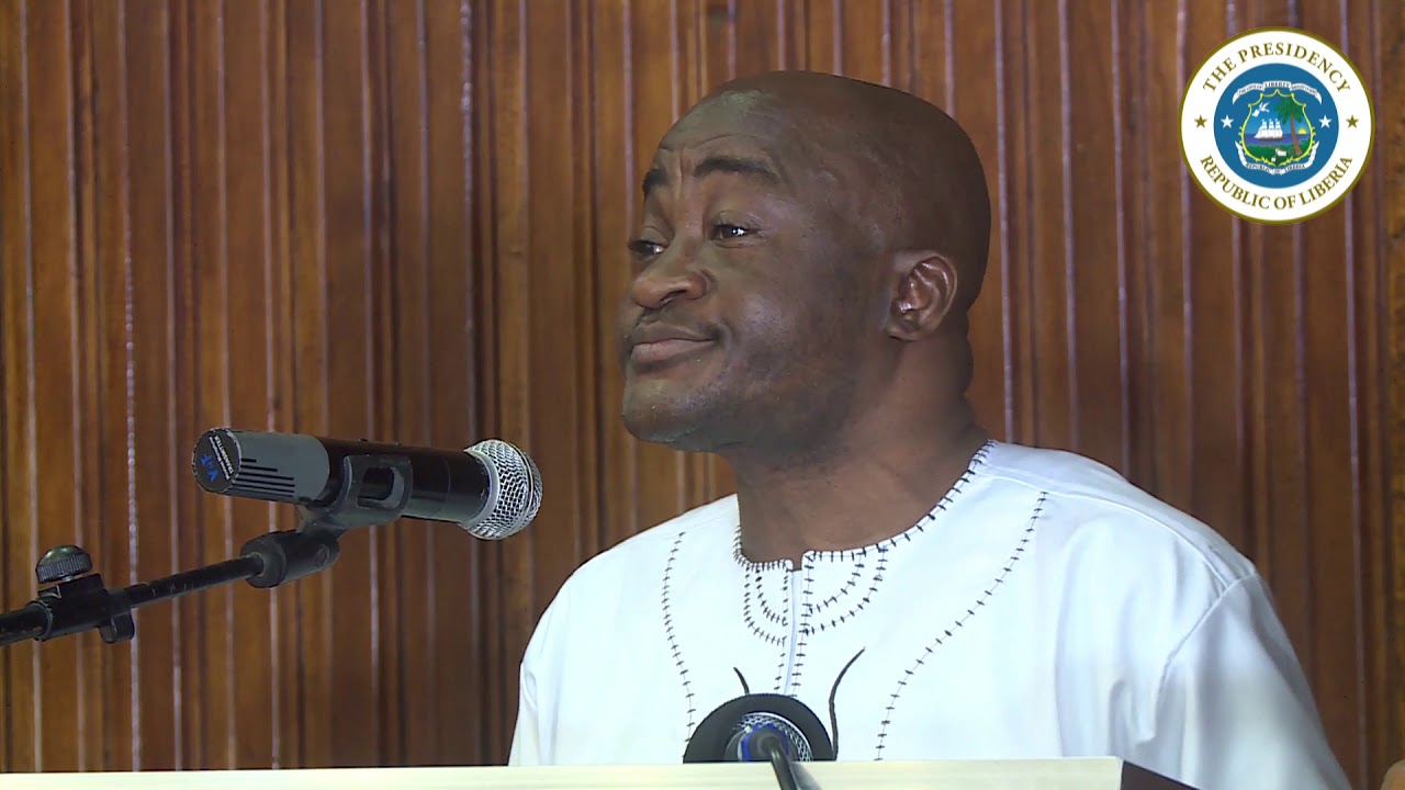 President Weah Commissions Ambassador Dee Maxwell Kemayah - YouTube