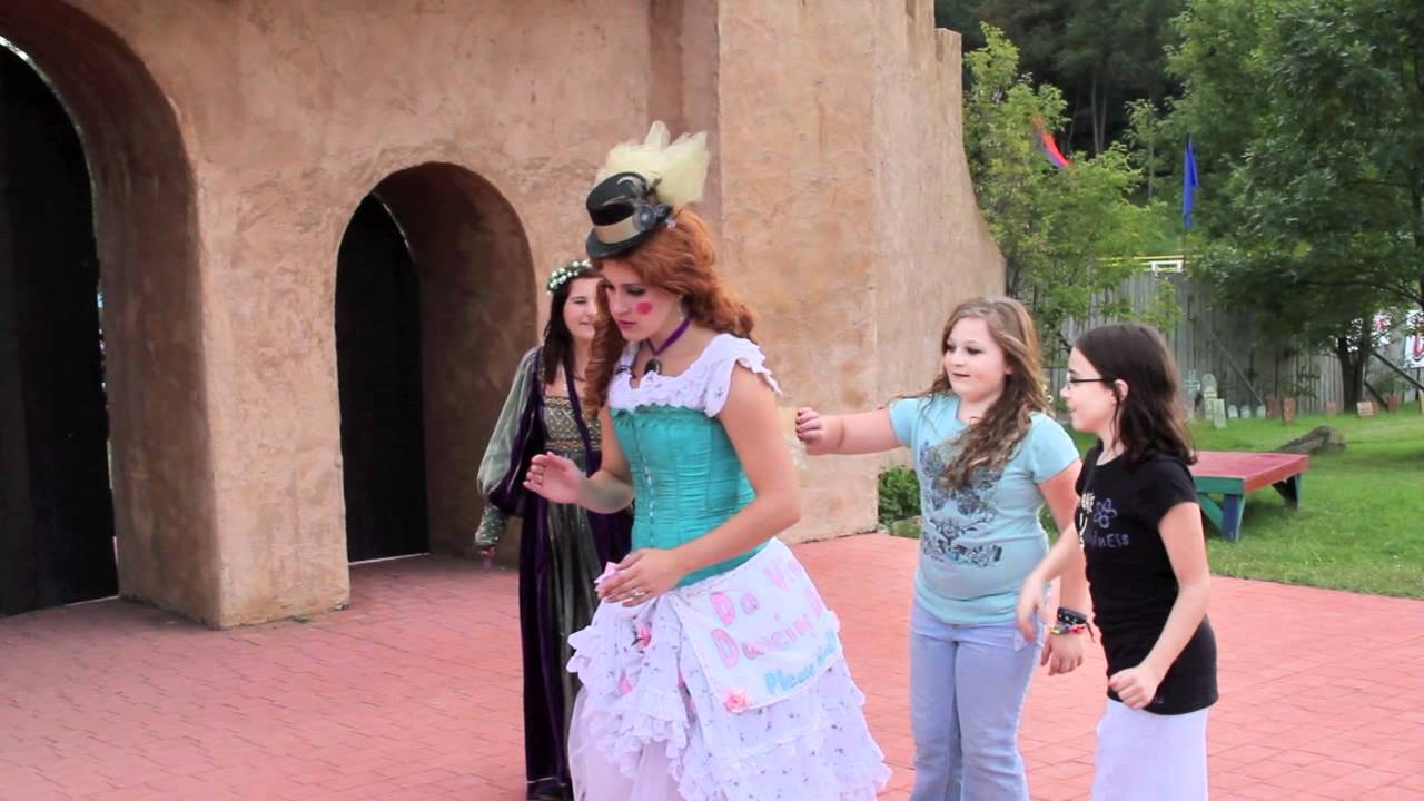 Wind-up Dancer - YouTube