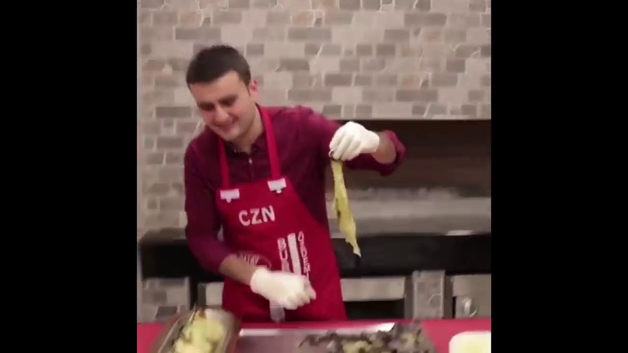 توست محشي بلبيض والسجق واشهى كريب بلفواكه breakfast by chef burak_.mp4 ...