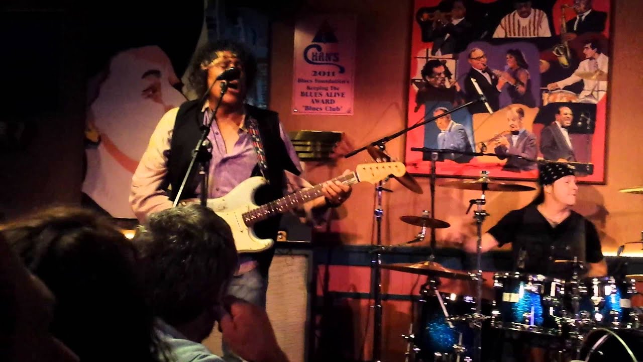 Jon Butcher- Spanish Castle Magic - YouTube Music