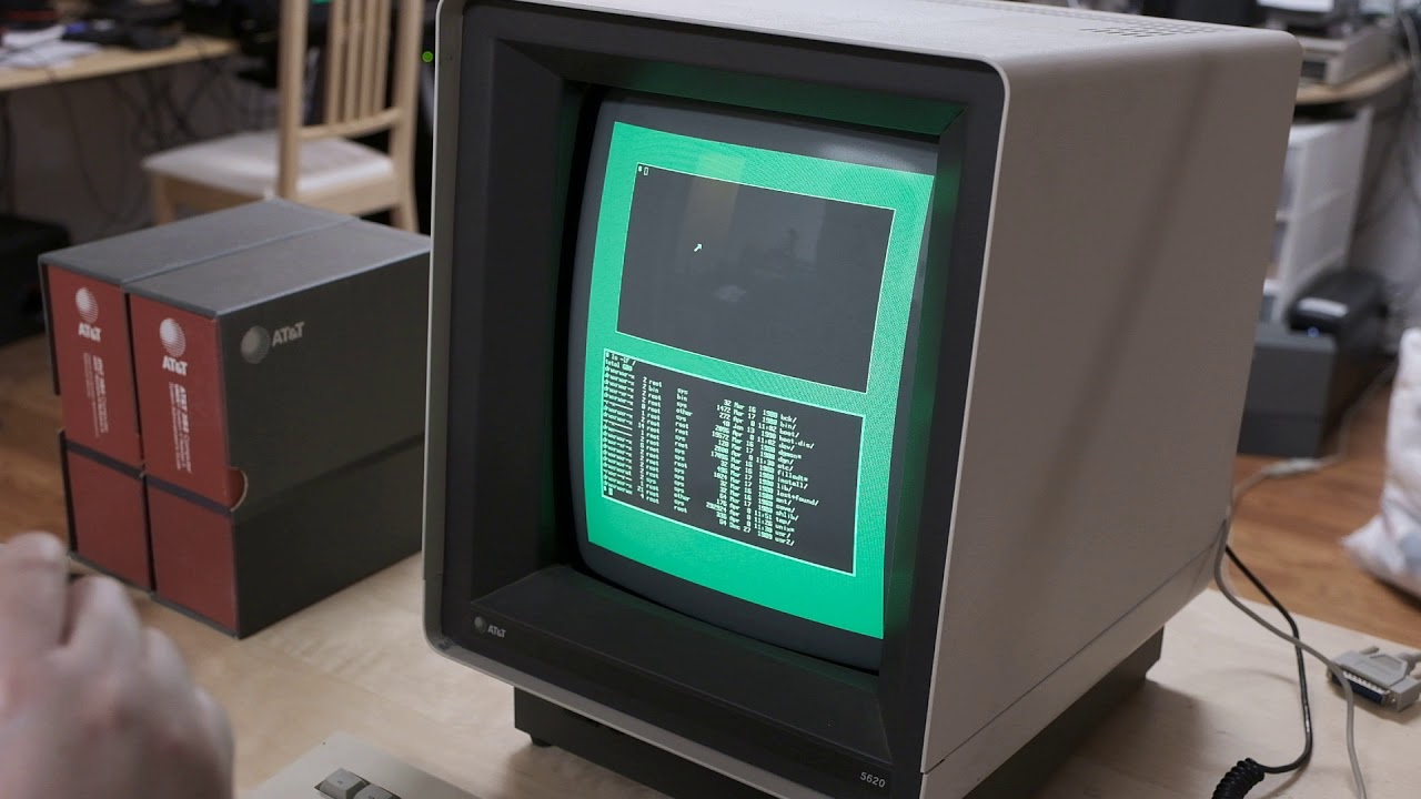 AT&T 5620 "Blit" Terminal - YouTube