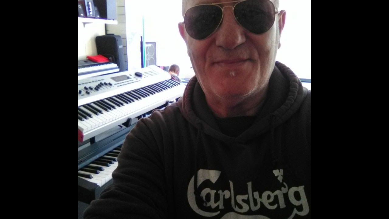 .MAGARI Renato Zero, Cover di Claudio Franchi.. - YouTube