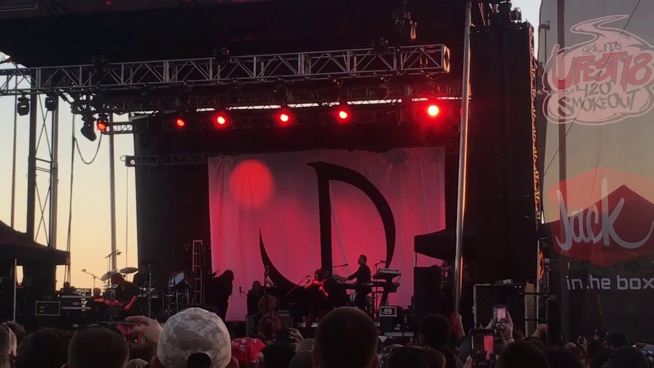 Johnathan Davis ‘What it is’ KUPD Ufest 2018 - YouTube