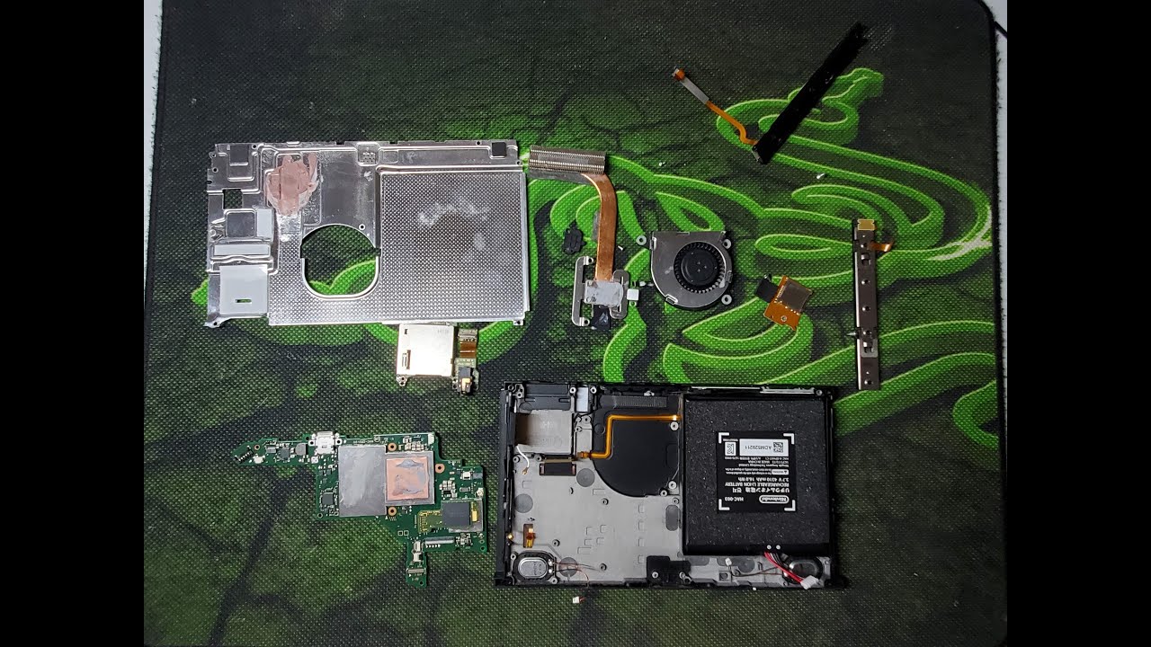 NINTENDO SWITCH TEARDOWN !!!!!!!!! - YouTube