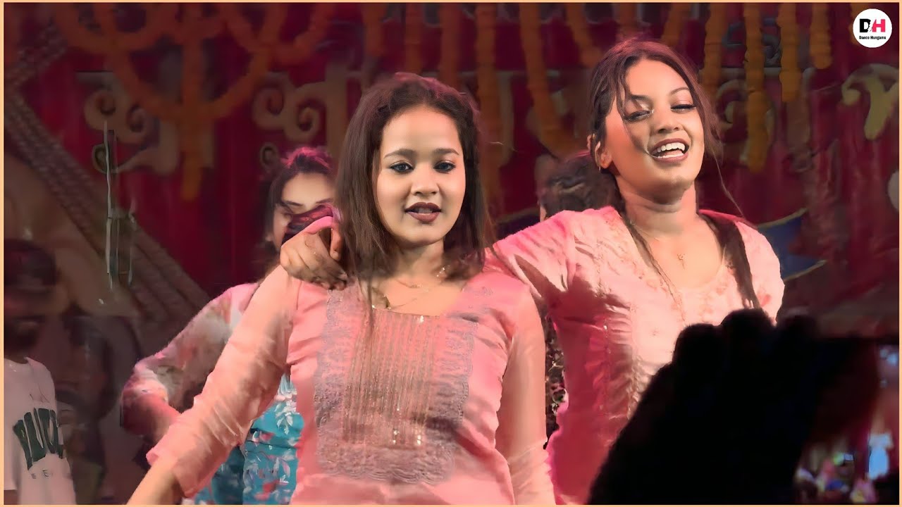 Hidma Tika 🔥 Hot girl Dance Performance । Girls group Dance on Stage ...