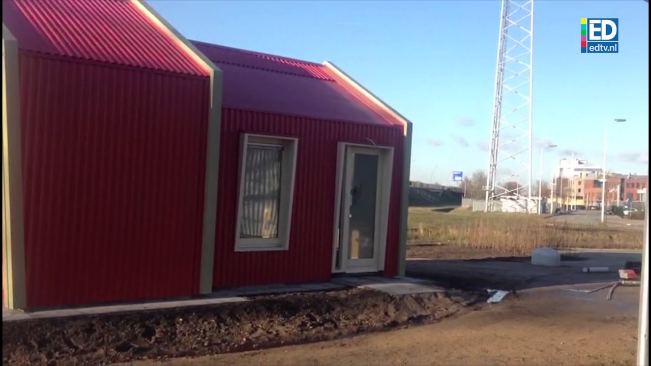 Skaeve Huse Eindhoven bijna klaar - YouTube