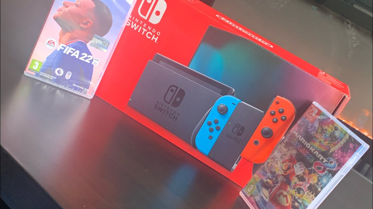 Nintendo Switch Unboxing And Review (FIFA 22, MARIOKART 8 DELUXE) - YouTube