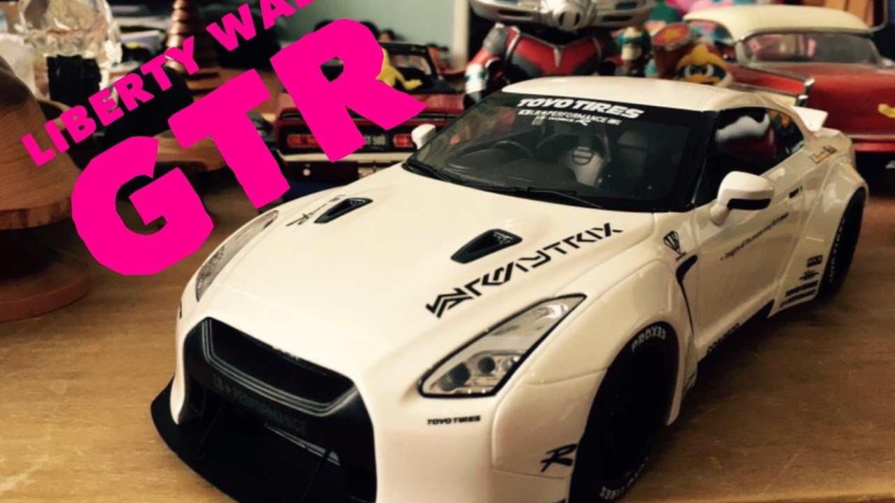 Nissan GTR Liberty walk GT Spirit ( white) - YouTube
