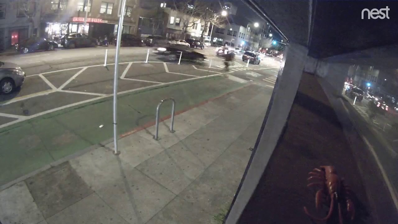 Building camera Hit and Run - YouTube