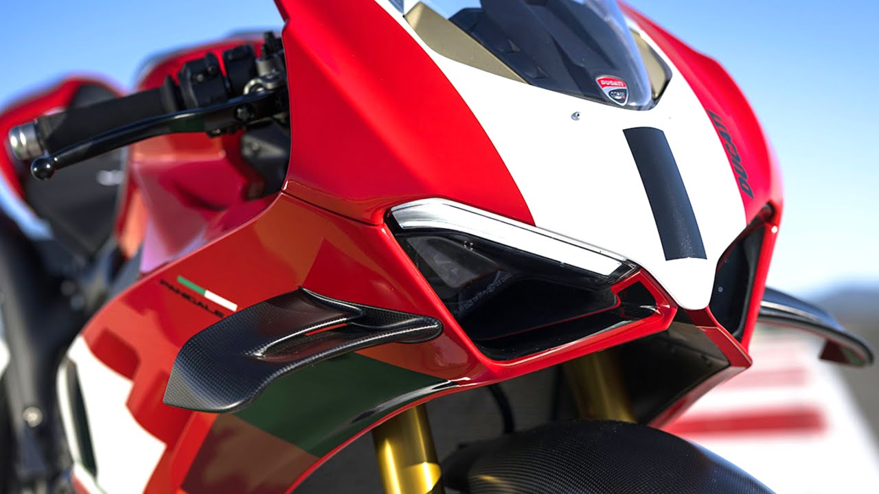 2023 New Ducati Panigale V4r - YouTube