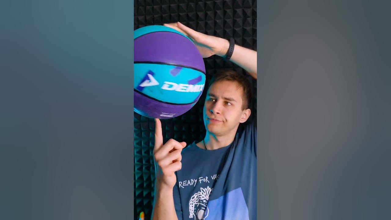 Учусь Крутить Мяч На Пальце Shorts Basketball баскетбол трюки Youtube