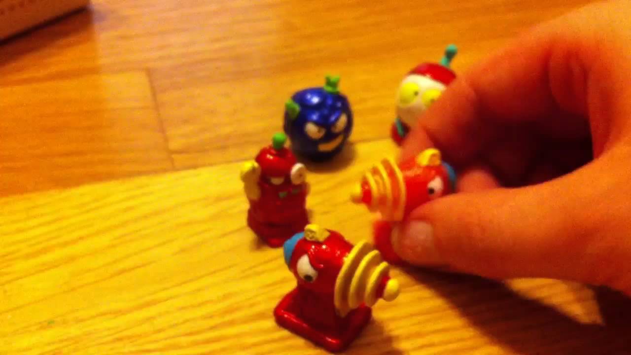 Trash pack series 2 ultra rare red trash blaster no metallic finish ...