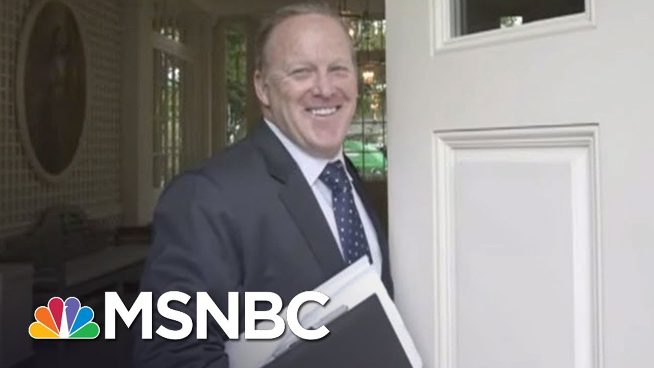 Sean Spicer's Copius Note-Taking Could Be Of Interest To Robert Mueller ...