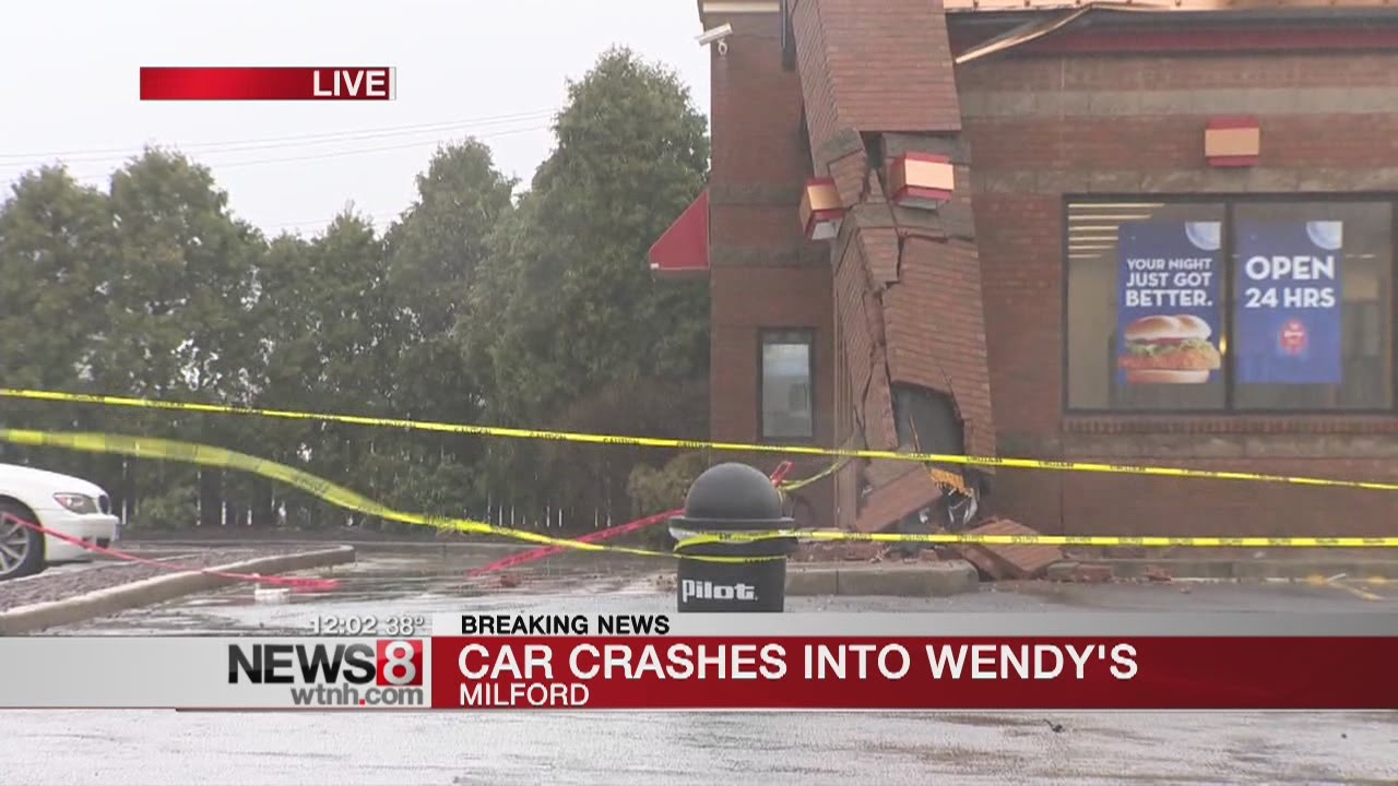 Car crashes into Wendy’s restaurant in Milford - YouTube