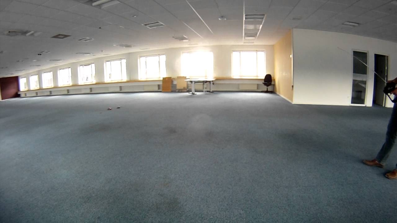 Mini-Z i tomt kontor - YouTube