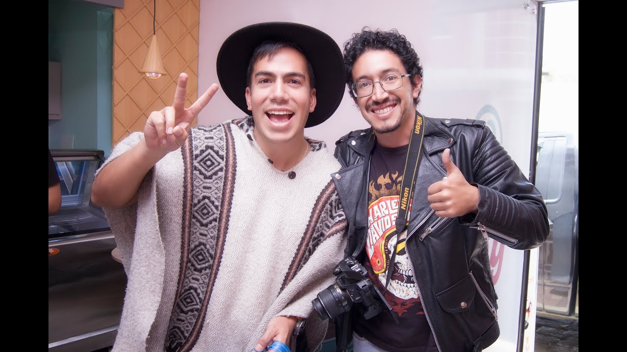 Damián Bernal "El Champ" Visita RICAS CHOLAS en Guano - YouTube