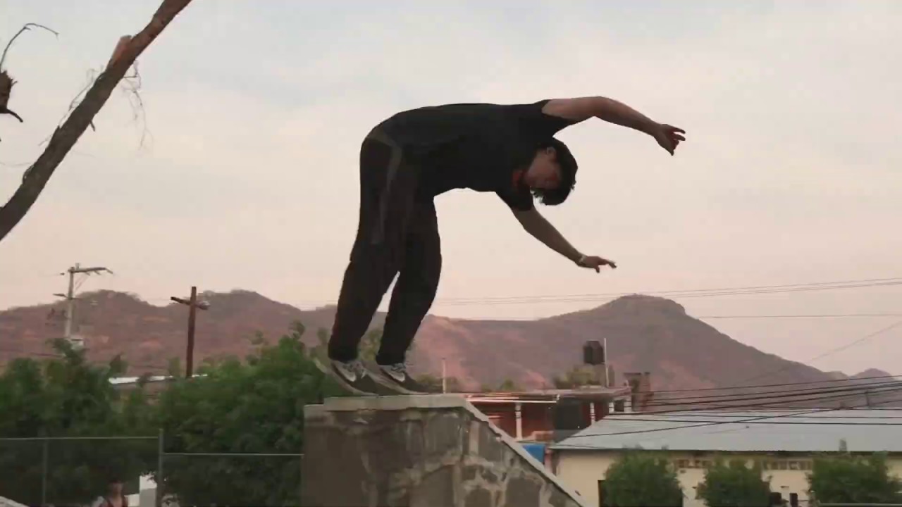 Natural Parkour & Freerunning - YouTube