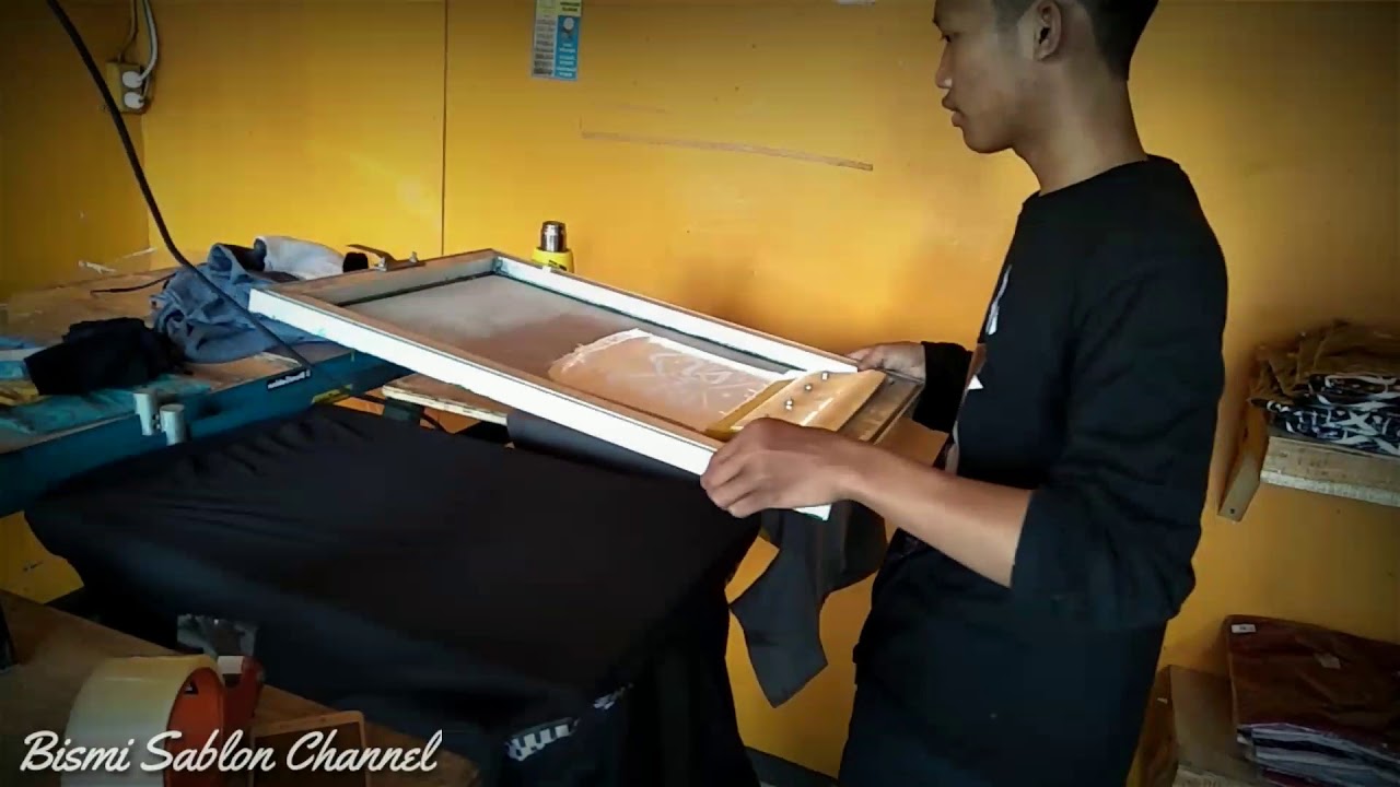 Proses Sablon Sweter - Bismi Sablon - YouTube